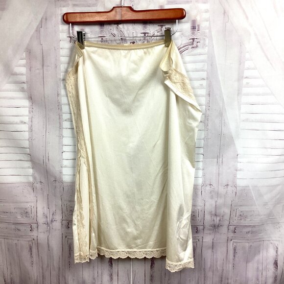 jcpenney | Intimates & Sleepwear | Vintage Jcpenney Cream Half Slip ...